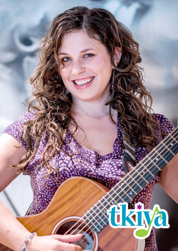 Carla Friend Headshot-logo - Ramah Darom